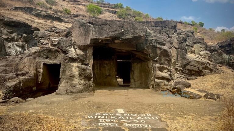 Ellora Caves: A Detailed Guide (With Pictures)