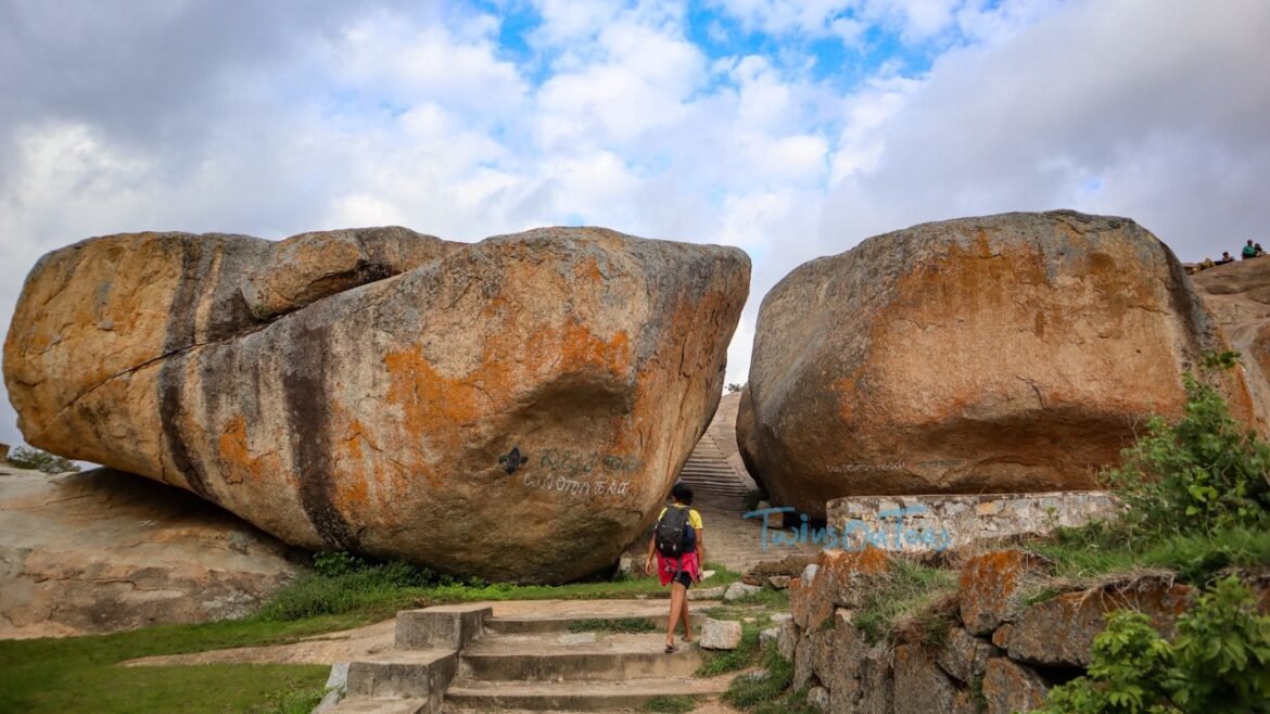 DIY Hiking Guide To Gudibande Fort (From Bangalore)