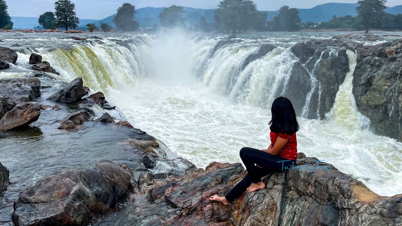 Hogenakkal Waterfalls; All You Need To Know