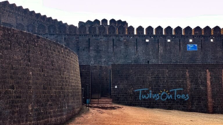 Mirjan Fort: Photo Blog + Travel Guide