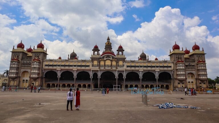 The Mysore Palace; Photoblog + Informative Guide